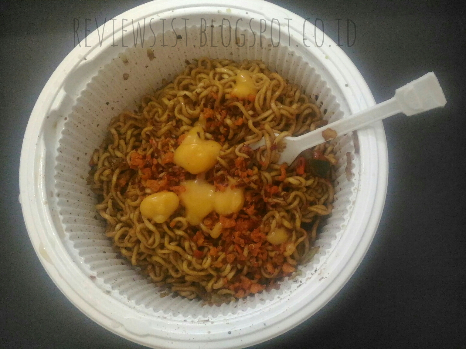 Review Nissin UFO Ramen Rasa Saus Jepang ~ Review & Sharing yuuk :')