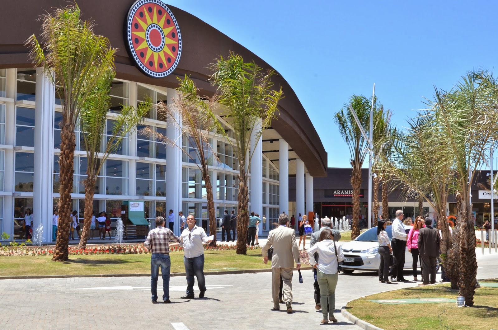 SALVADOR POR STEFANO DIAZ: OUTLET PREMIUM CHEGA À BAHIA COM MAIS DE 100 ...