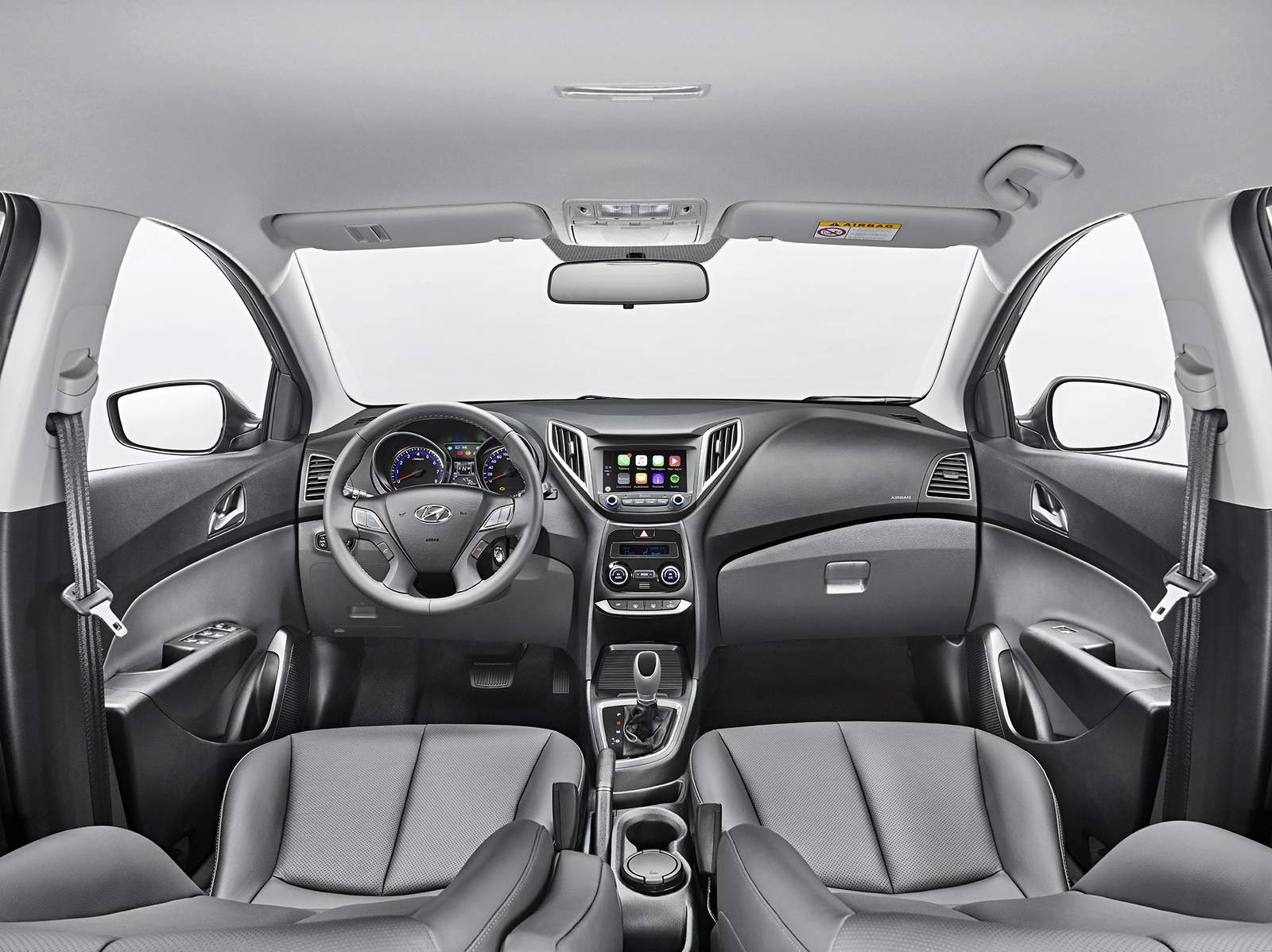 Novo Hyundai HB20S 2016: preços, consumo e detalhes