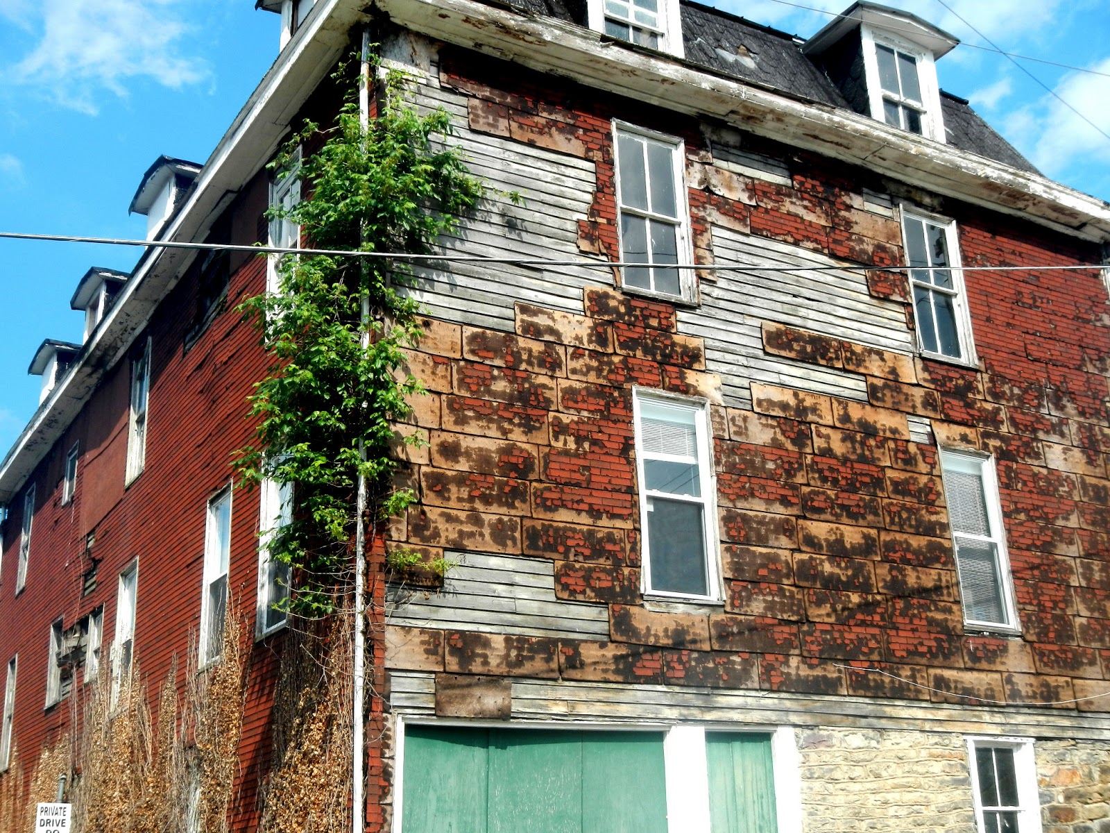 Ghost Hunting Theories: Perfect Horror Settings