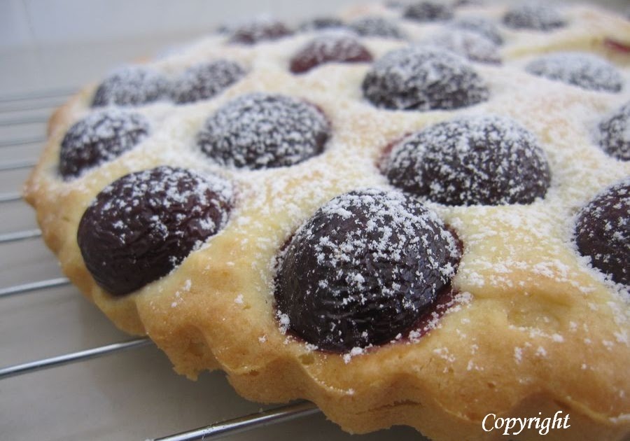 Shu-Yin's Sanctuary: Maria's Cherry Cake