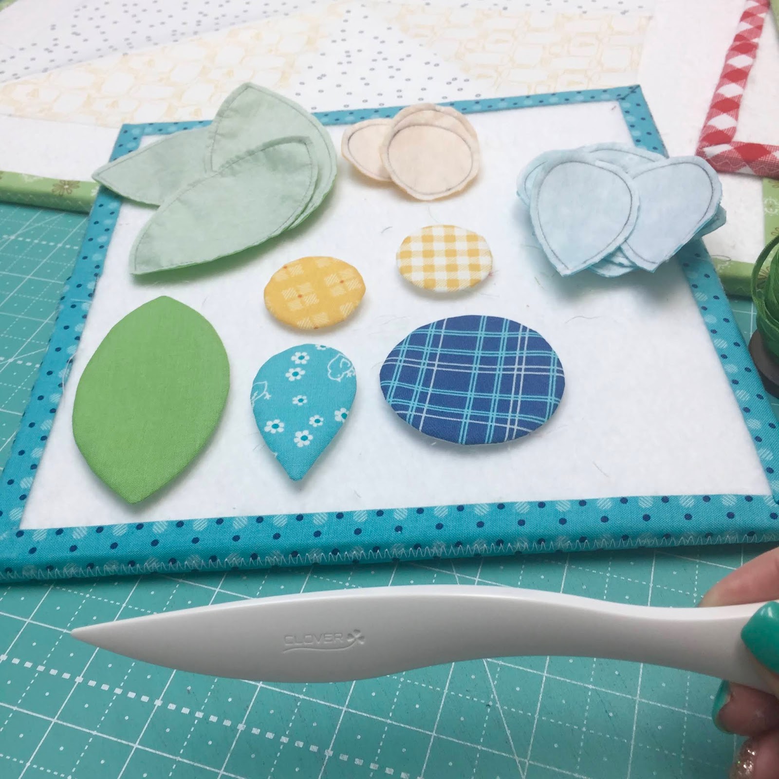 Bee In My Bonnet: Sew Simple Shapes Series - Week One - Block One ...