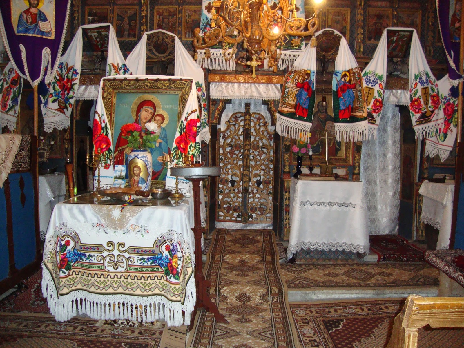 TUDOR PHOTO BLOG: Maramures,Romania - Biserica de Lemn din Plopis (UNESCO)