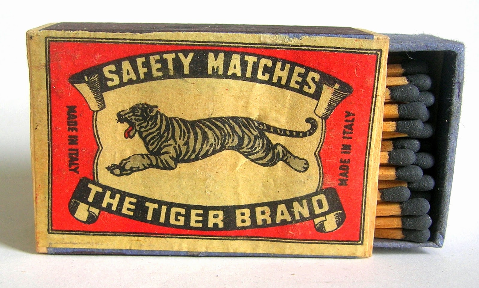 A History of Graphic Design: Chapter 51: A History of Matchboxes