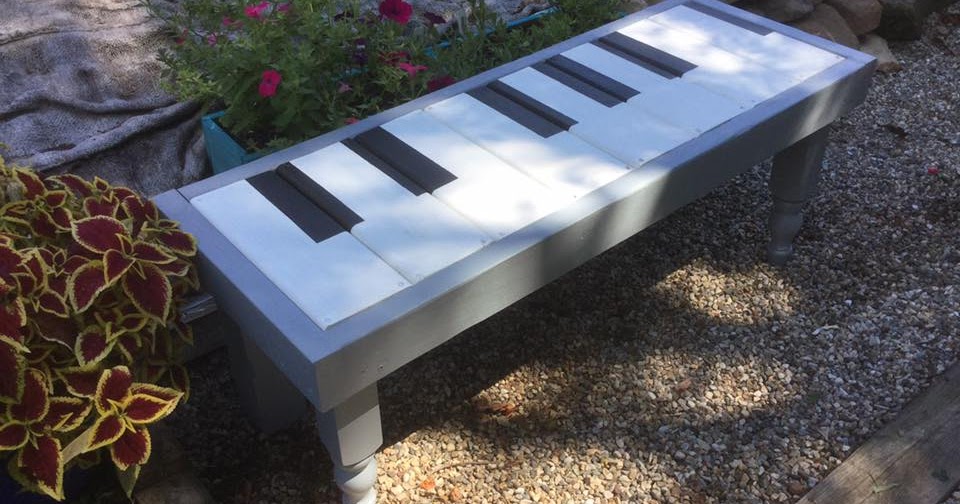 A Fiddler's Journey: Wonderful Outdoor Piano Bench