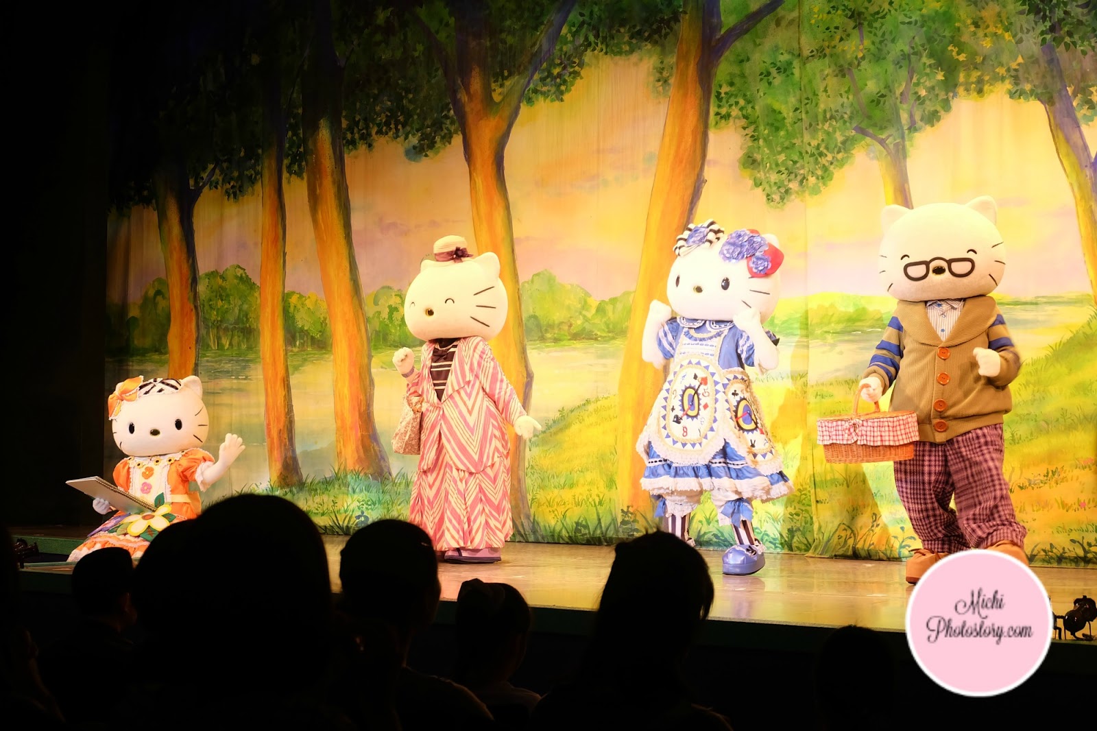 Michi Photostory: Japan Day 2: Sanrio Puroland