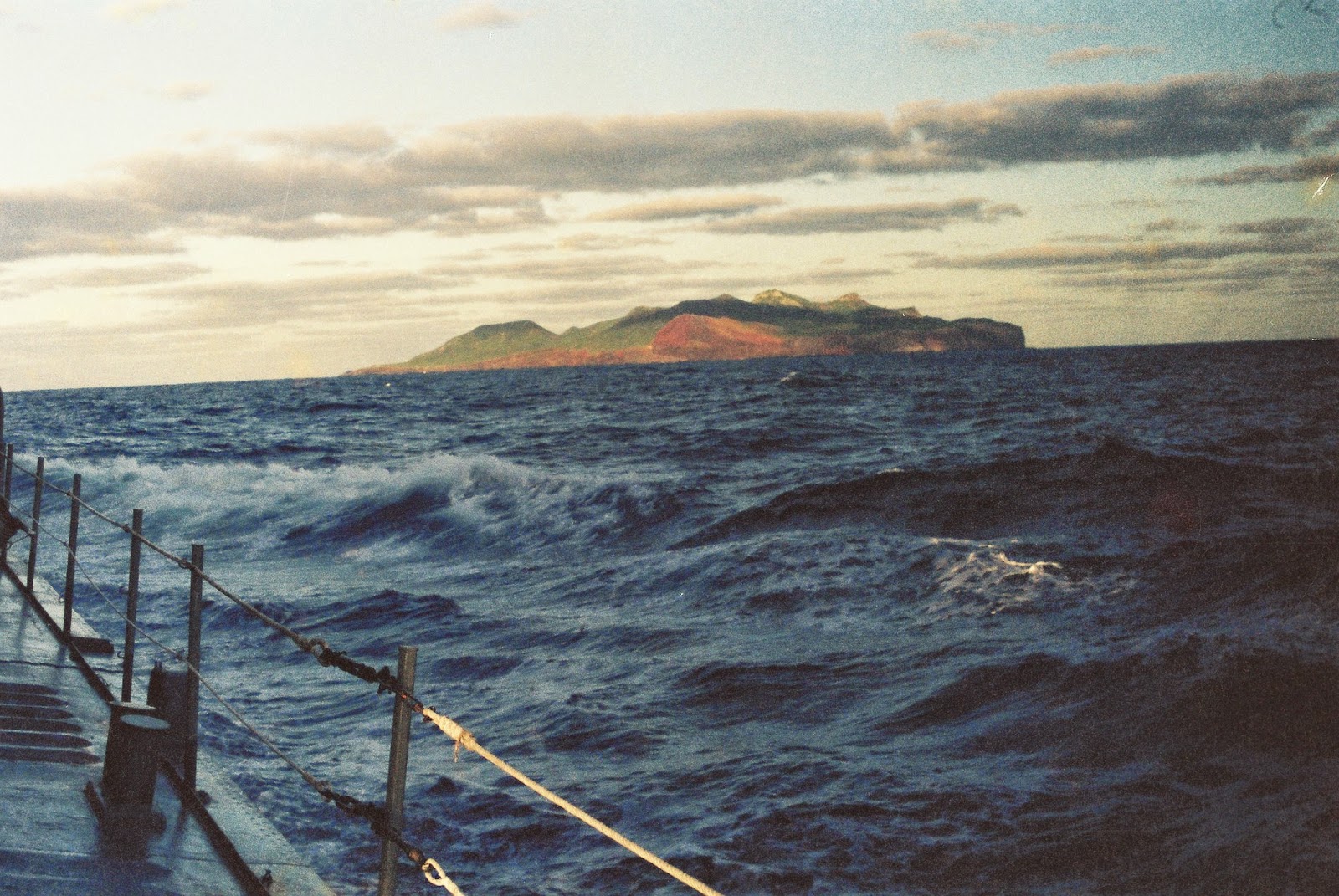 XF0C.Los Primeros en Clarión: XF0C Los primeros radioaficionados desde ...