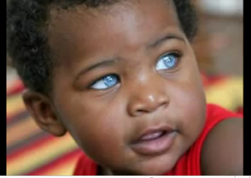 BLOG DO PRÍNCIPIE ALE: LAREN GALLOWAY- O BEBÊ DE OLHOS AZUIS.