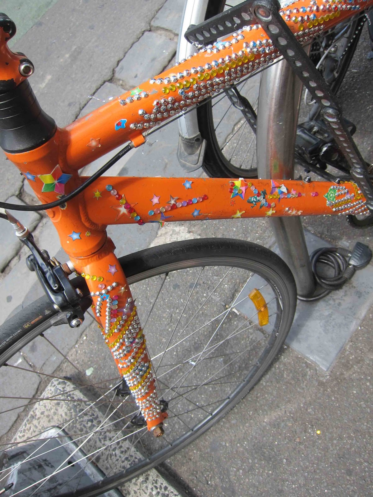 belles, pedals and chains: Bicycle Bling.....Fitzroy, Melbourne