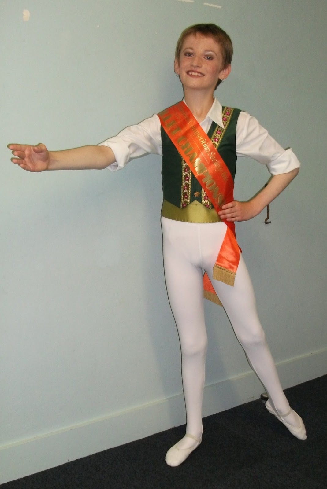 Ballet Boy New Zealand: Nearly end of term for 2013 and 2014 is going ...
