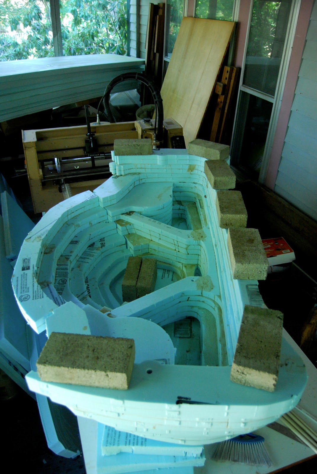 Neil Blanchard Designs: CarBEN EV5 Construction