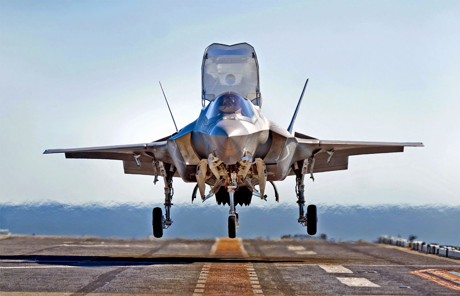 Berita Militer 01: PESAWAT TEMPUR F-35… KEUNIKAN DAN KEHEBATANNYA.