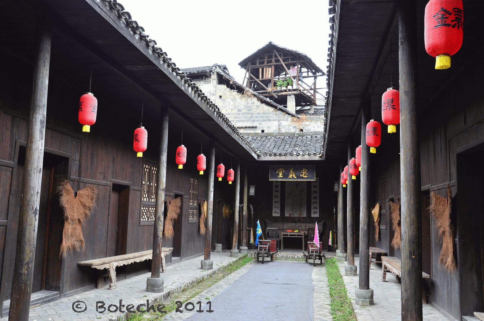 Travesia Por El Mundo: Hongjiang ... transportados a la dinastia Quing