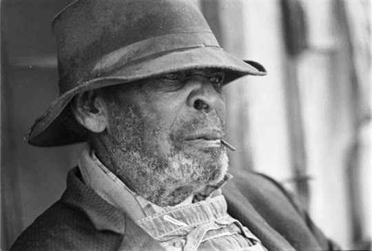 Seen from the 'Rock: Ken