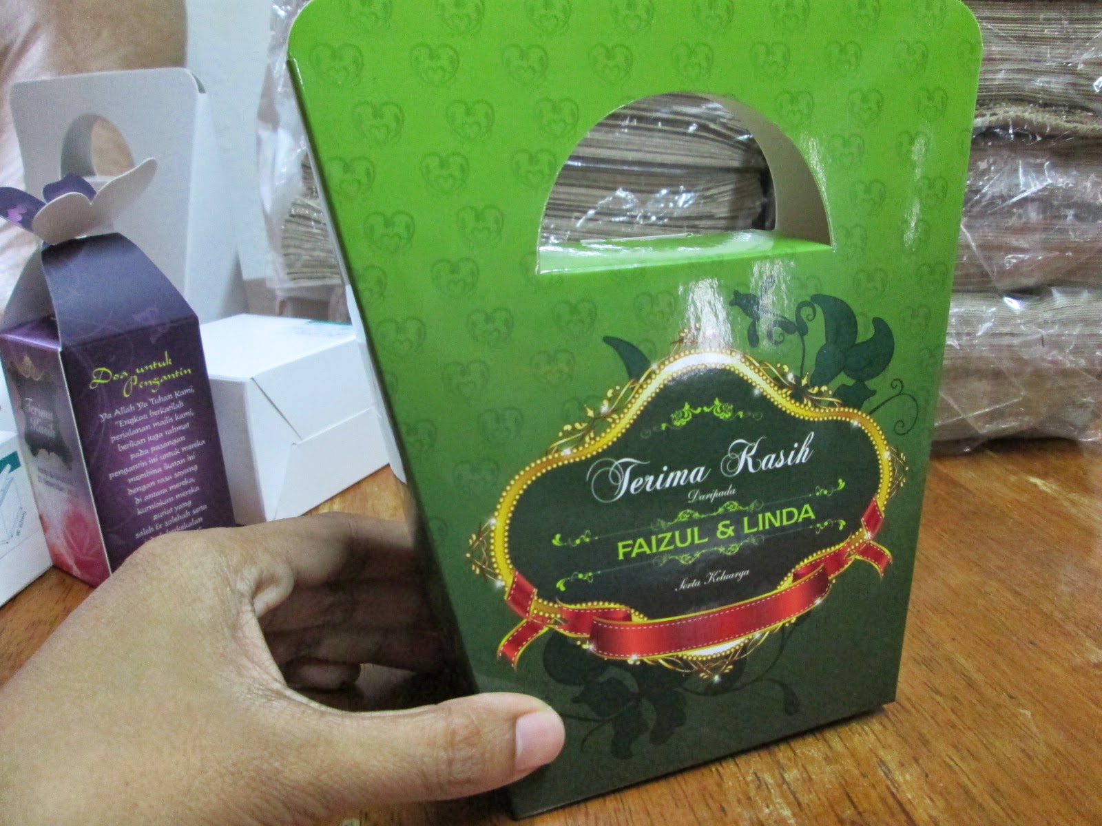MY MUSALLAS DESIGN & ONLINE PRINTING: Kotak Cenderahati Personalized ...