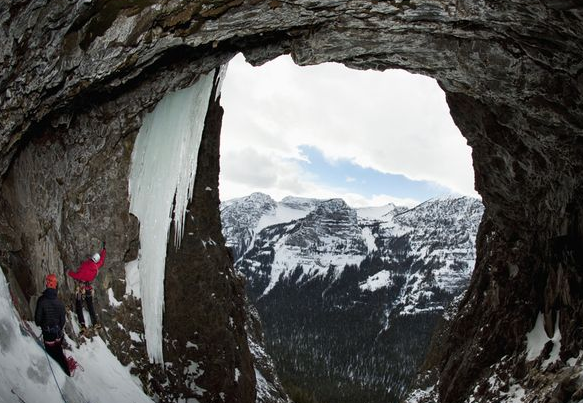 Potret Photography Menggunakan Frame Alam - PROGRAM STUDI MULTIMEDIA SMK