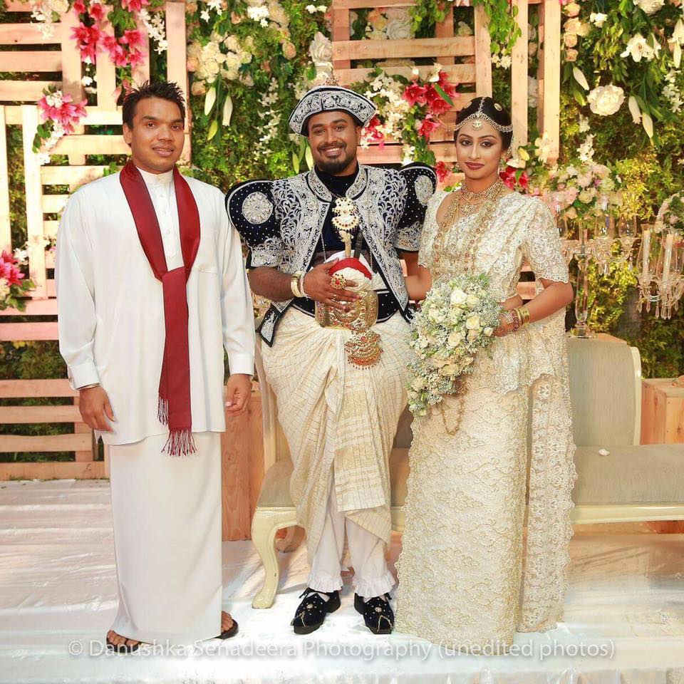 Lahiru Mudalige's Wedding day Photos