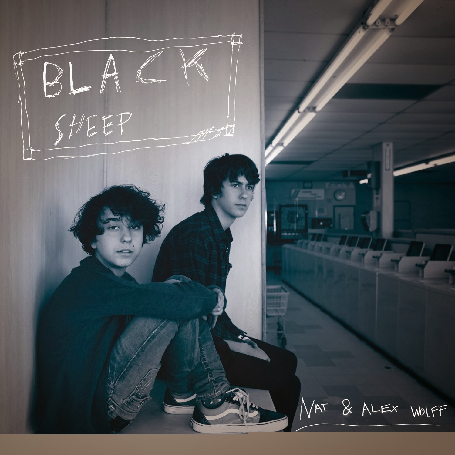 Fly To Fiction: Review: Black Sheep by Nat & Alex Wolff