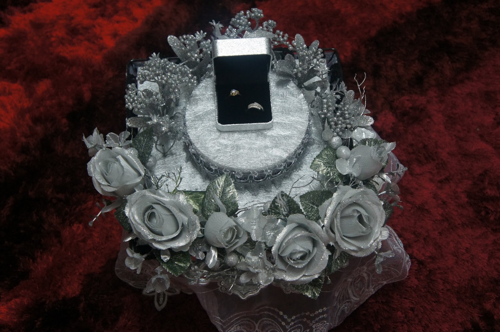 Azoora Sophia Collections: HANTARAN TEMA: KELABU SILVER