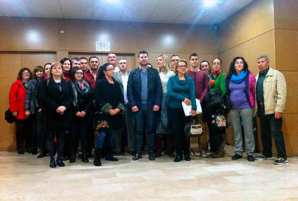 La Cotorra de la Vall: El PPSOE fa el "numeret" davant la Sala de ...