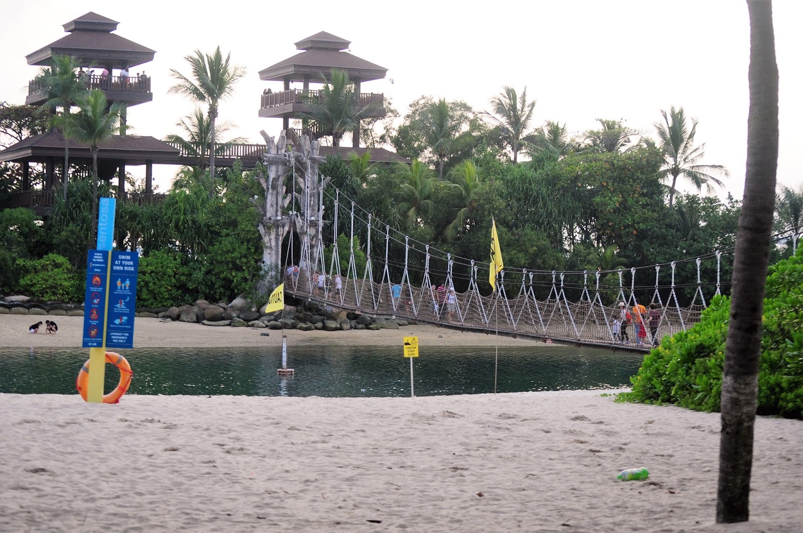braggies: Palawan Beach at Sentosa Island, Singapore
