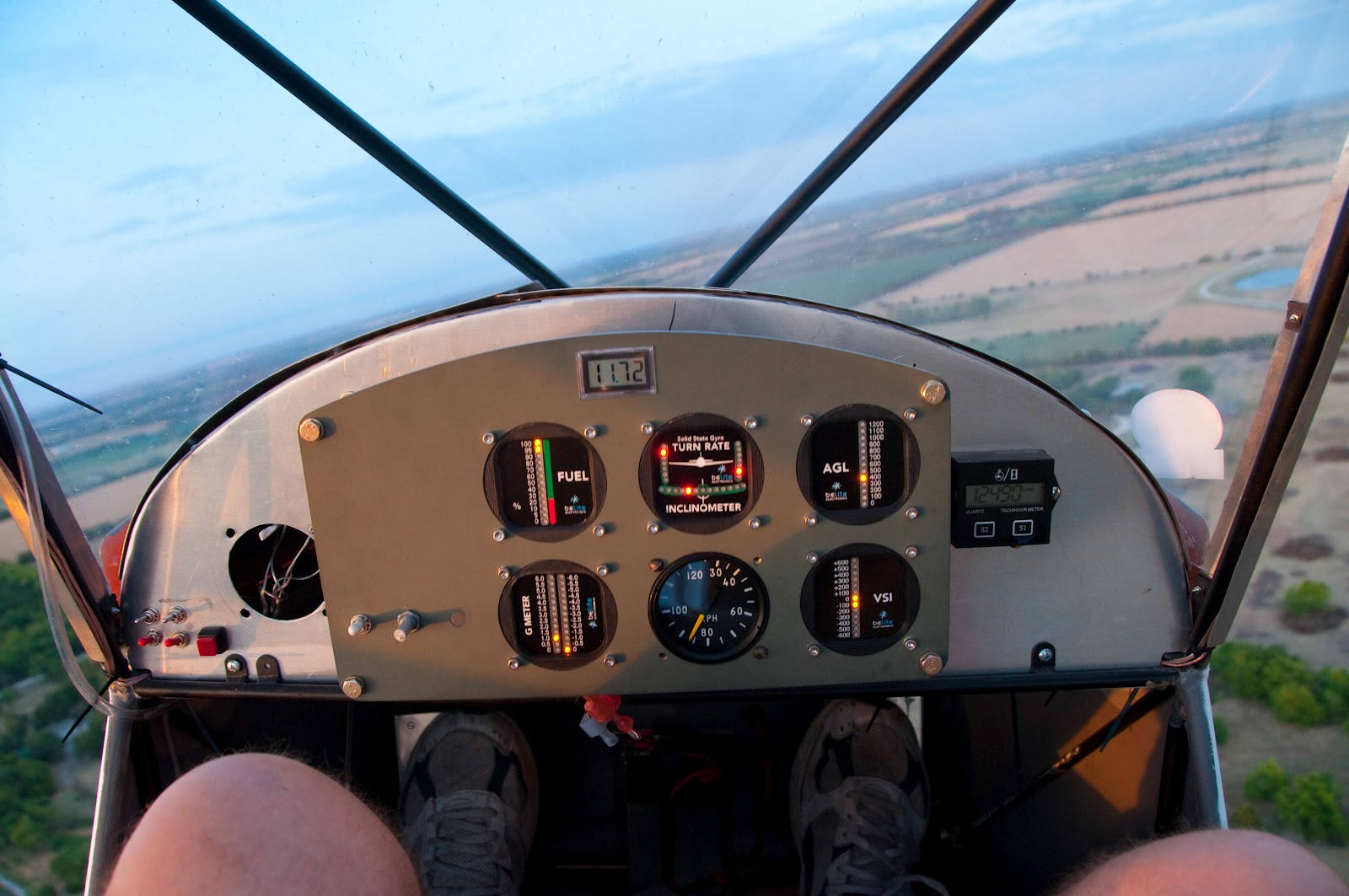 Standard Pilot Blog: Ultra Lightweight Instrument Panel