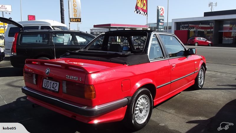 Baurspotting: 1984 BMW 320i BAUR TC Spotted in New Zealand!