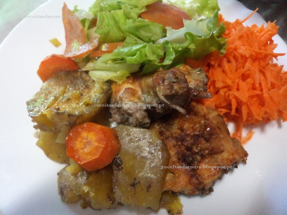 Frango assado com mix de batata doce e normal