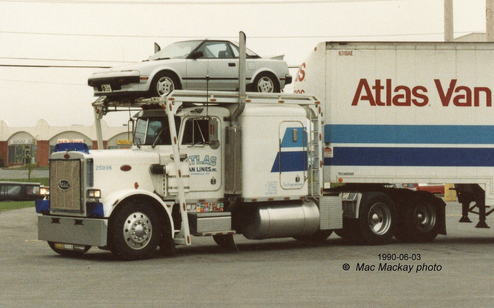 Truckfax: How about some dromedary boxes