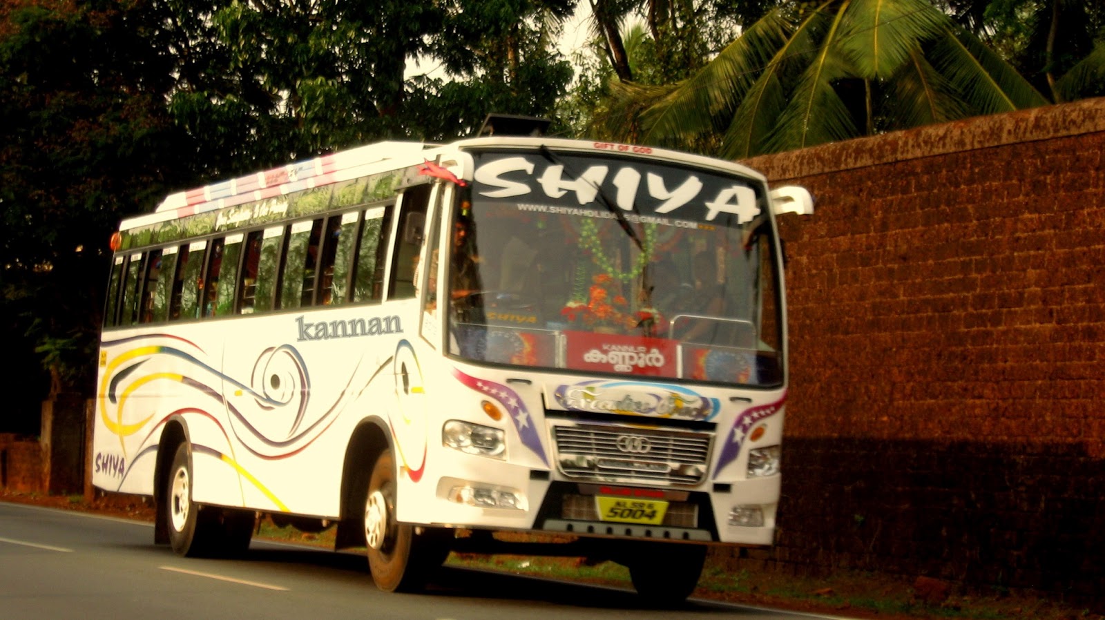 KANNUR PRIVATE BUSES