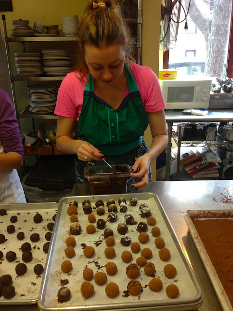 Cupcakes & Couture: Chocolate Making Class at ChocoLee