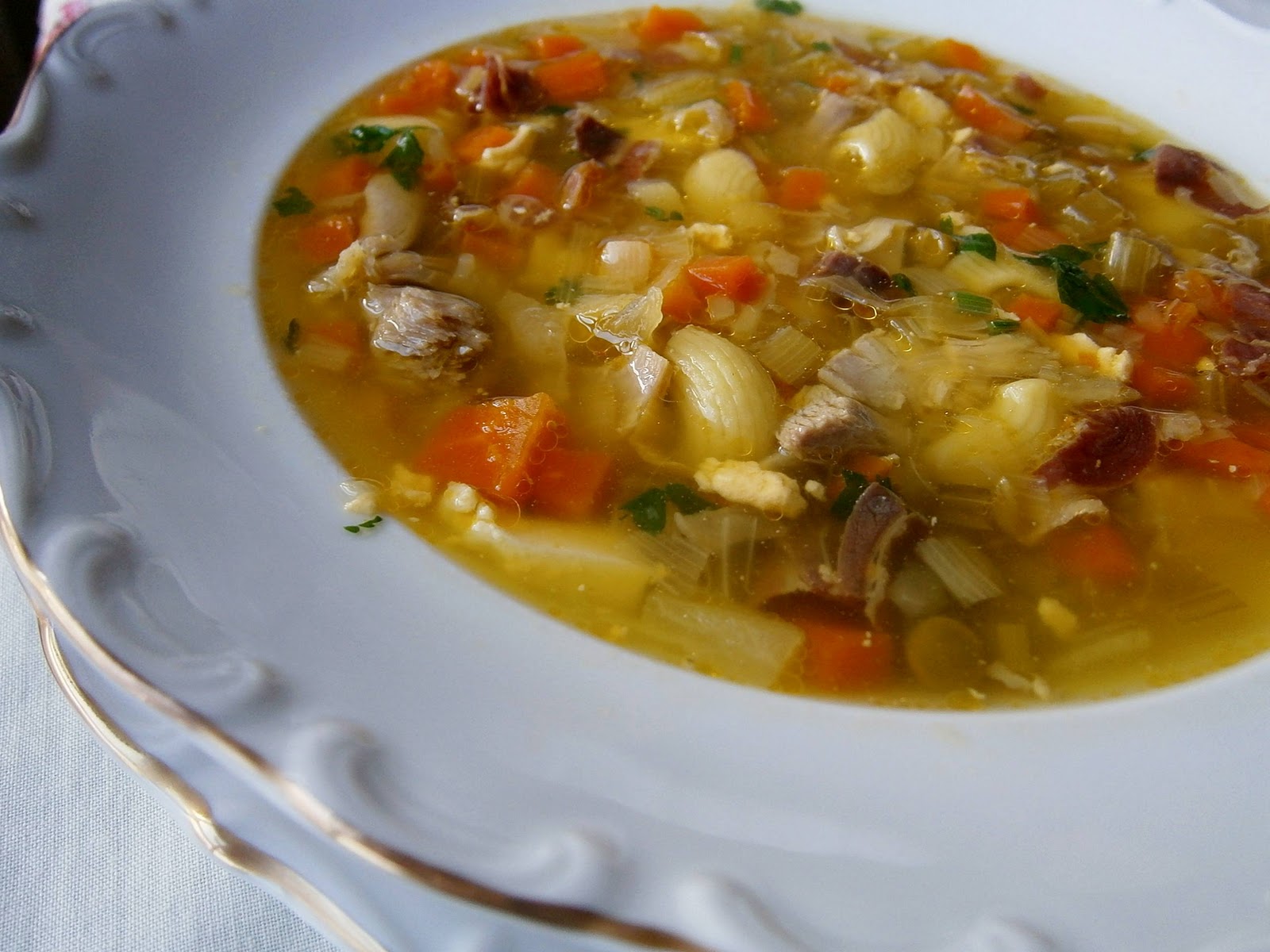 Azafrán de hebra: Sopa de gallina