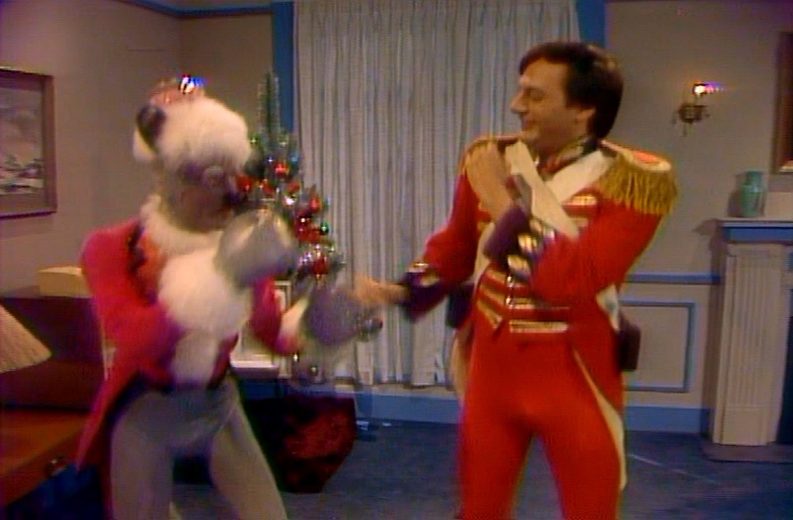 Holiday Film Reviews: SCTV: "Staff Christmas Party"