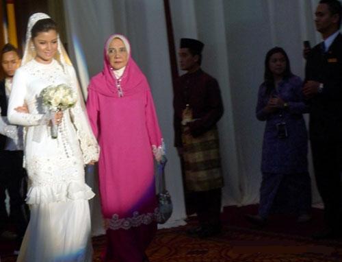 Lisa Surihani Kini Milik Yusry KRU | GOSIP SENSASI