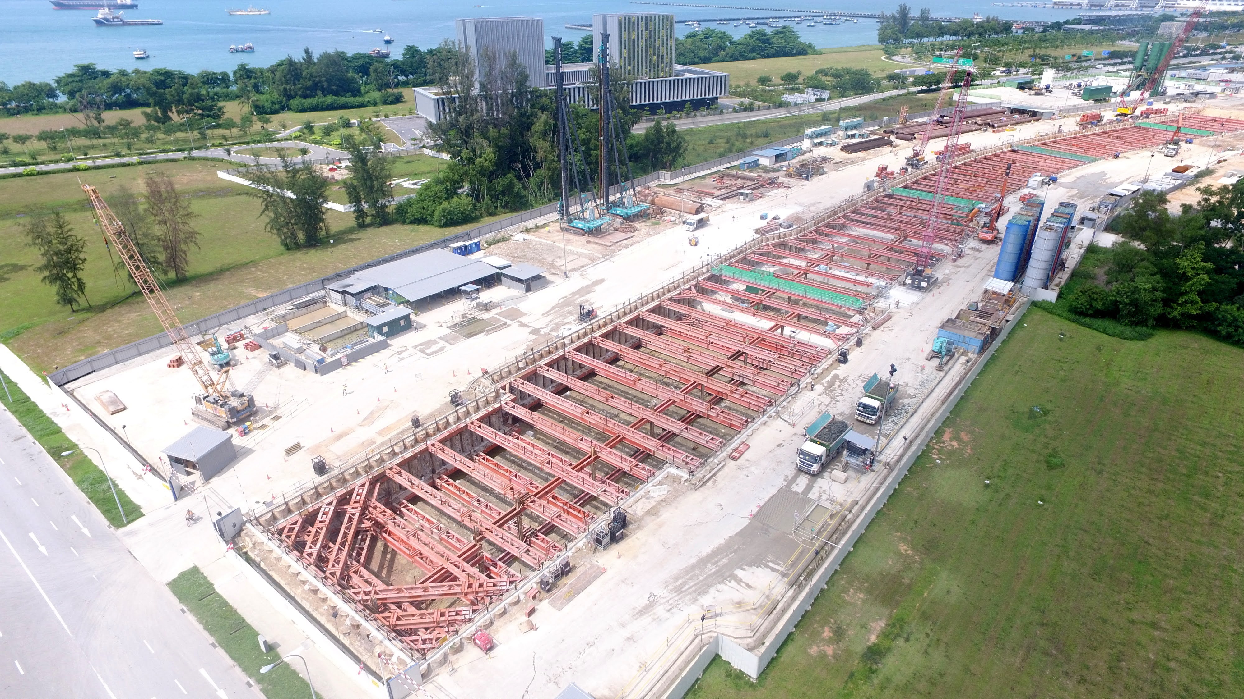 Thomson Line Construction: June 2016