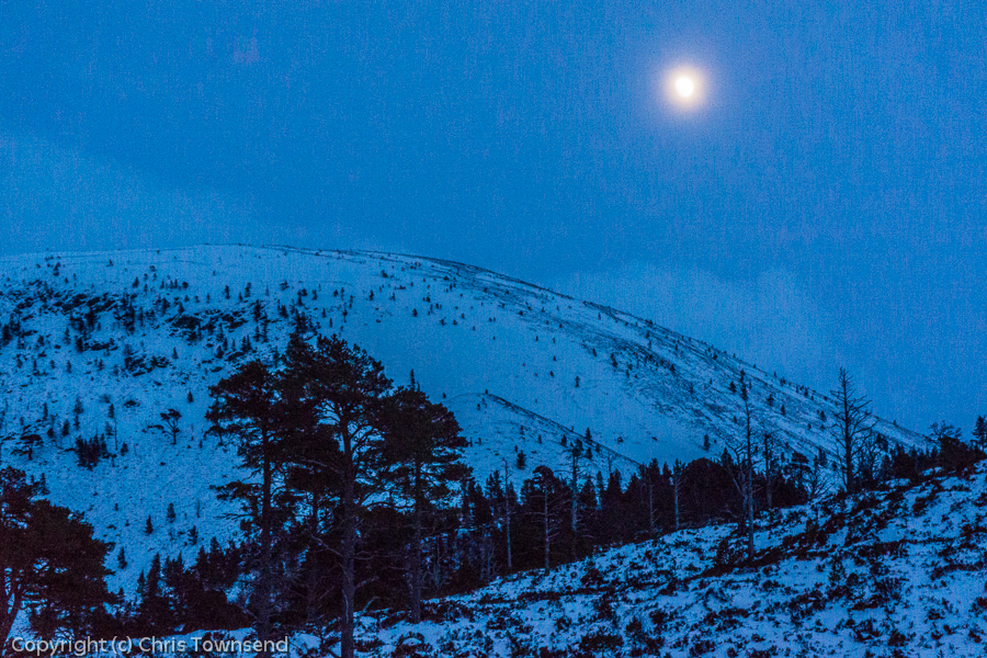 Chris Townsend Outdoors: Collapsing Igloo, Stormy Mountain