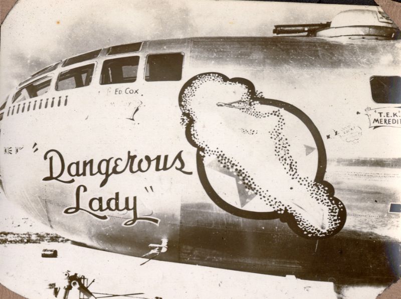 15 Found Photos That Show Pin-up Bombshell Nose Art of World War II ...