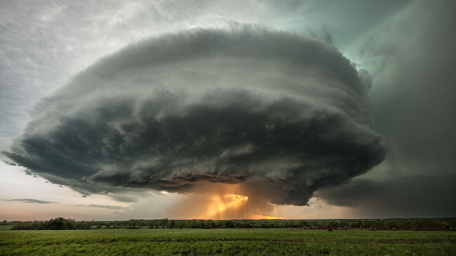 Dangerous Power of Nature : Supercell storm clouds Compilation