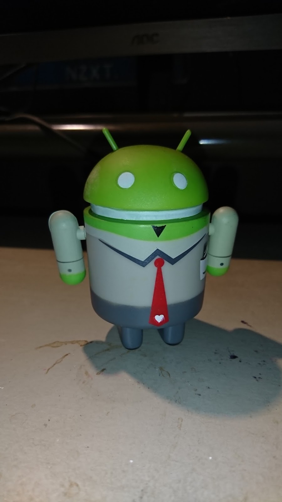 (Figure) Android