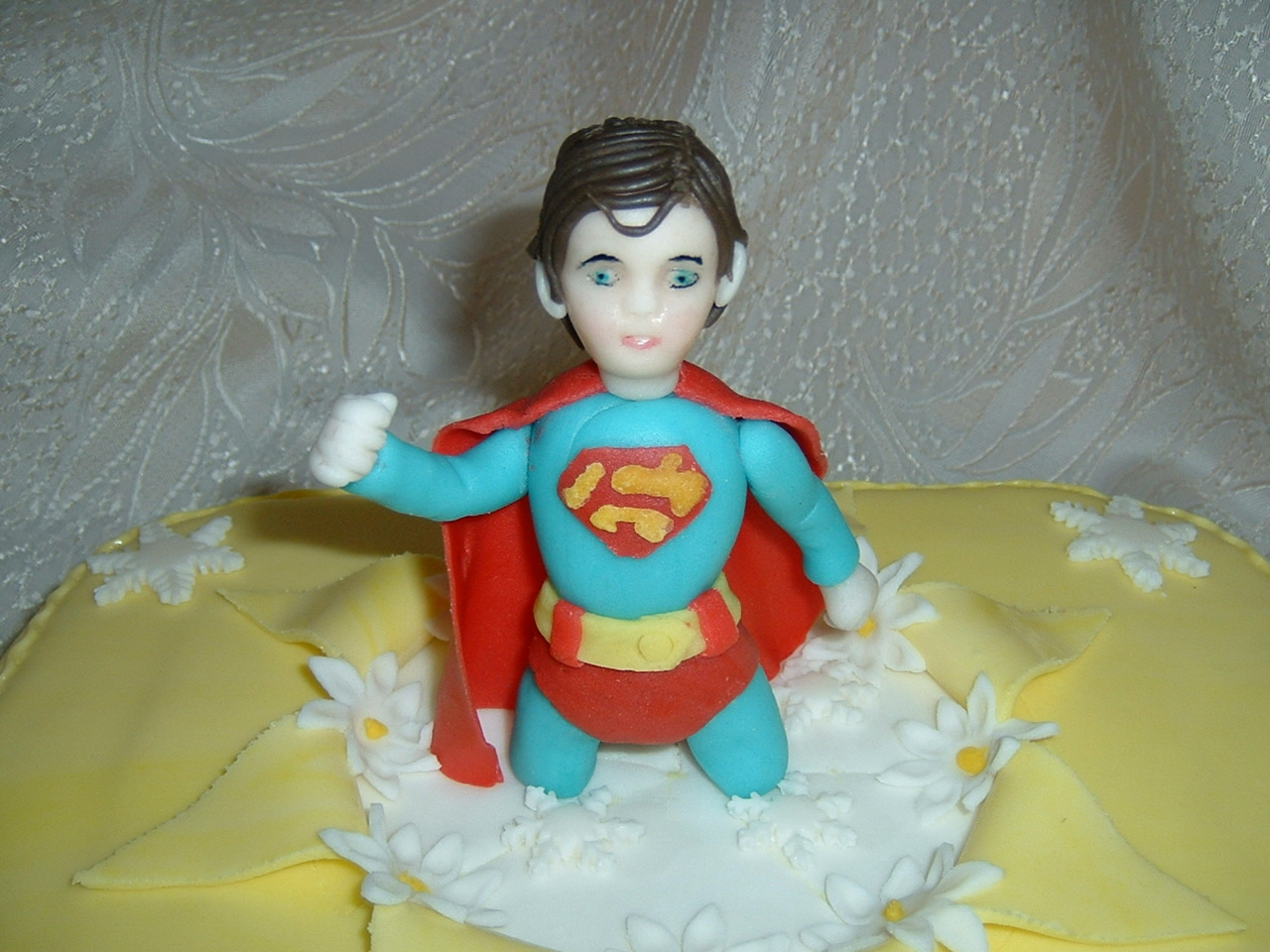 Rozi Erdélyi konyhája: Superman torta