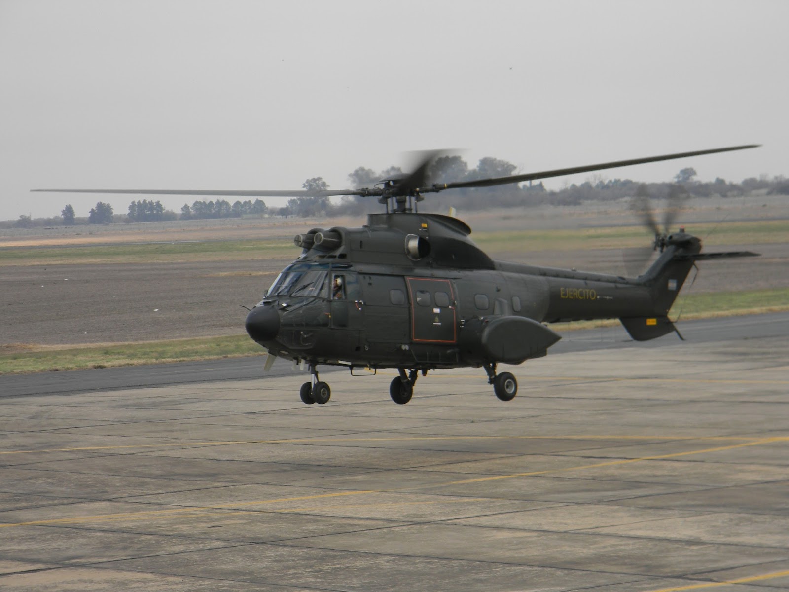 Historias Individuales: AE-526 Aérospatiale AS332L Super Puma c/n 2072