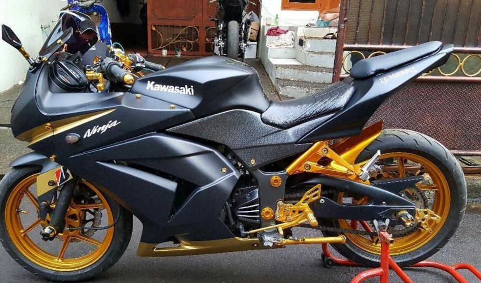 Modifikasi Ninja 250 Karbu