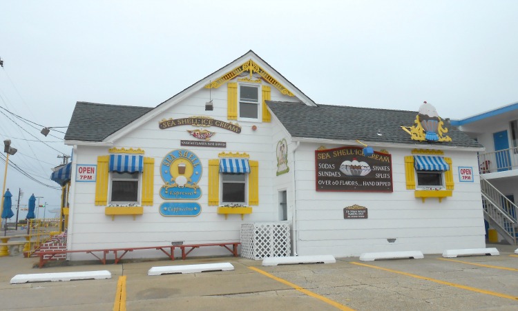 Pennsylvania & Beyond Travel Blog: Sea Shell Ice Cream Parlor in Wildwood