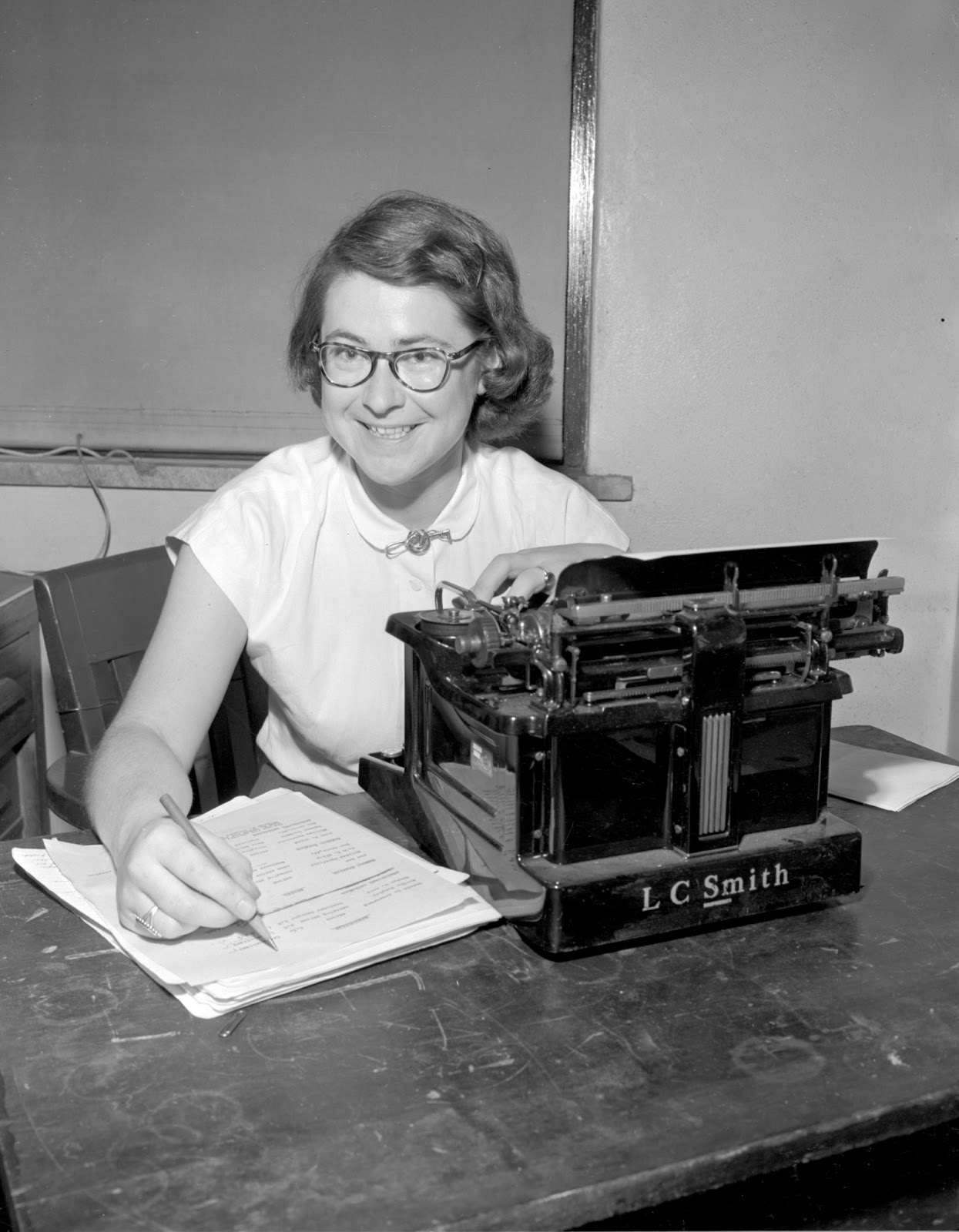 Curiosities & Wonders: Janet Anderson