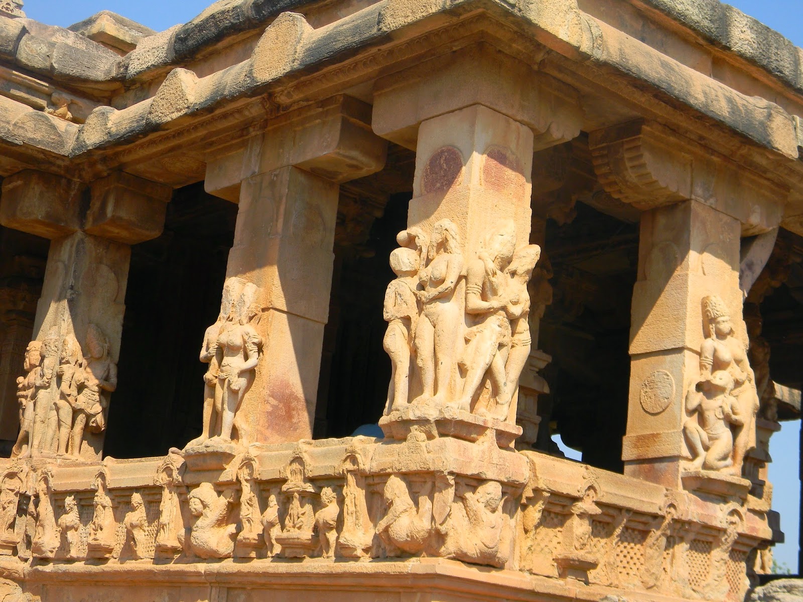 Aihole and Badami - Schools of the chalukya architects - Travel Blog ...