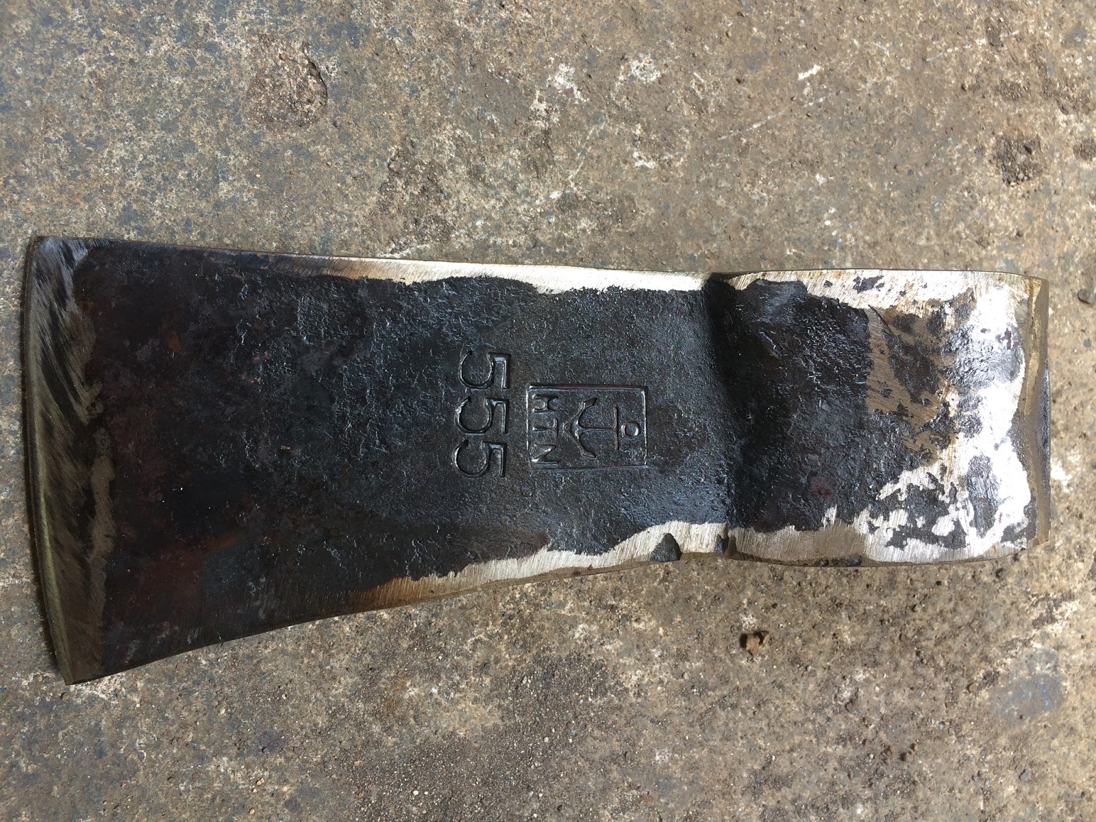 Kampak Gundul | Kapak Gundul