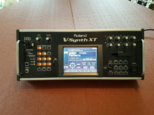 MATRIXSYNTH: Roland V Synth XT