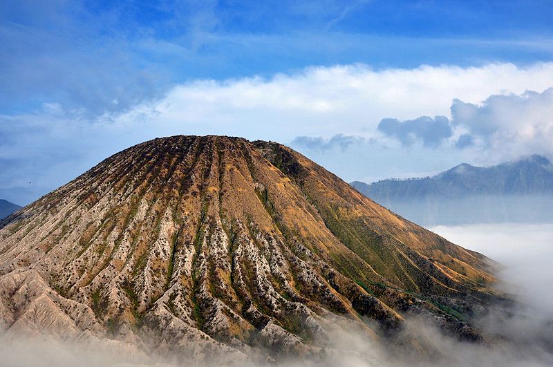 The Precious One Of Indonesia: Samudra Awan Gunung Bromo