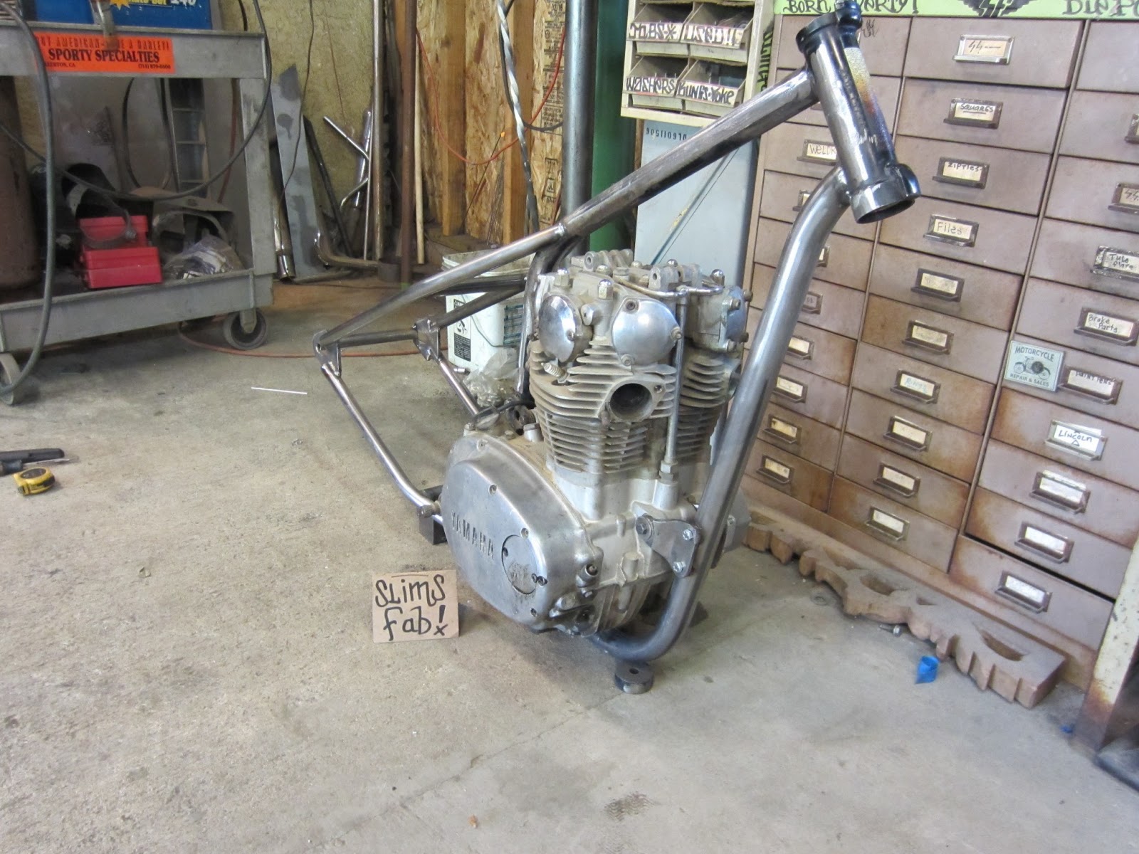 slimsfab blog....: slimsfab single loop frame for xs 650