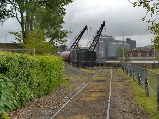 .Downloadable Model Railway Kits: H.M. DOCKYARD 3